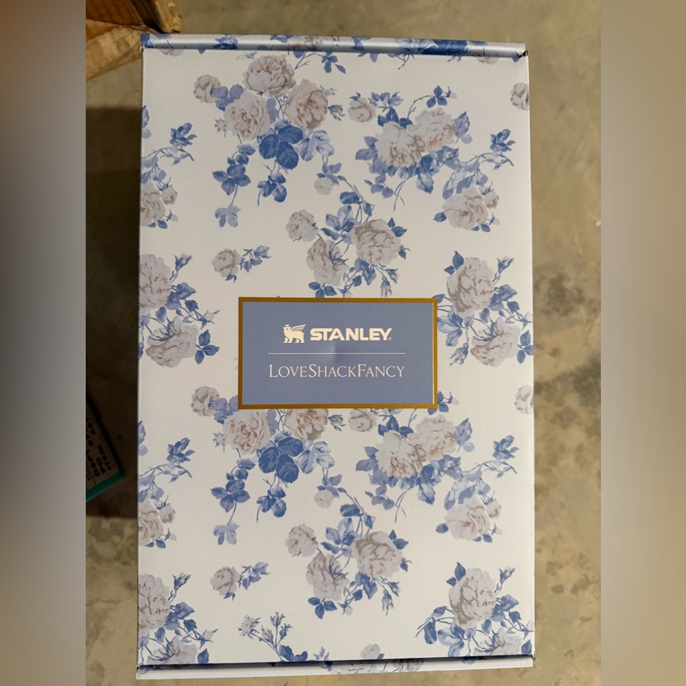 Love Shack Fancy Blue Stanley Box 50 Oz - Gem